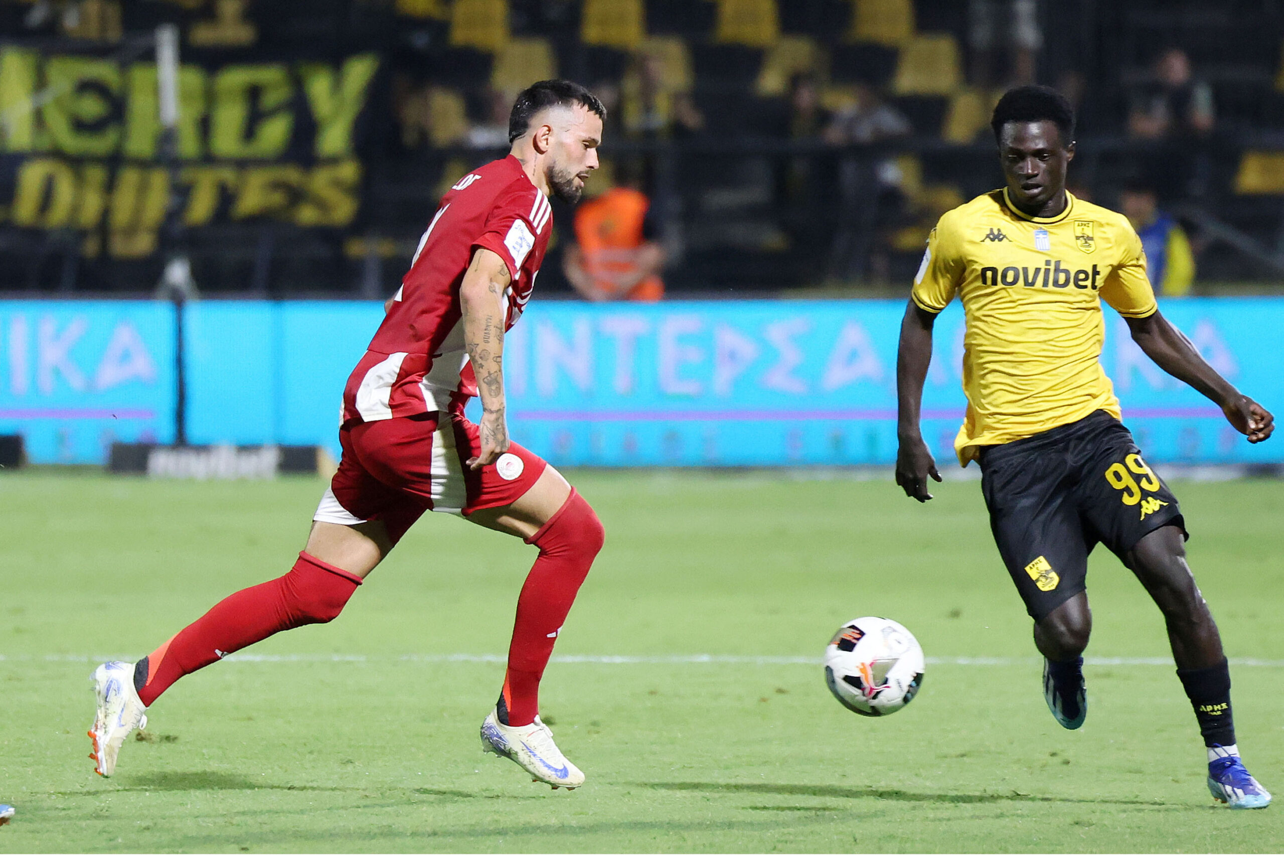 To ντέρμπι της ημέρας στην Super League με ενισχυμένες αποδόσεις στη Novibet! (11/01) - FootBallBet